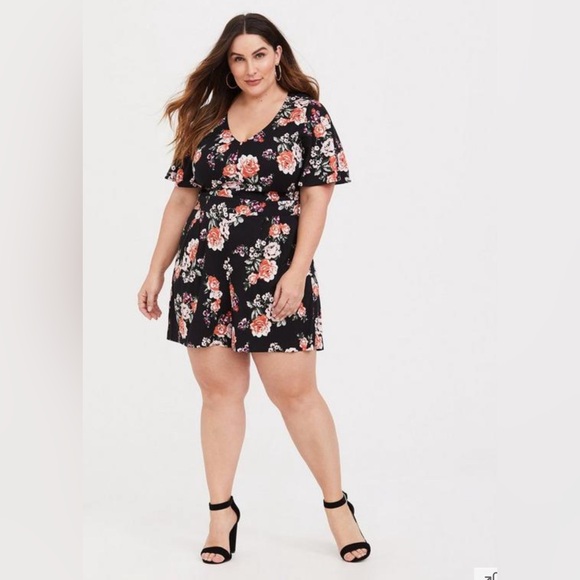torrid | Pants & Jumpsuits | Torrid Challis Romper Size 3x | Poshmark